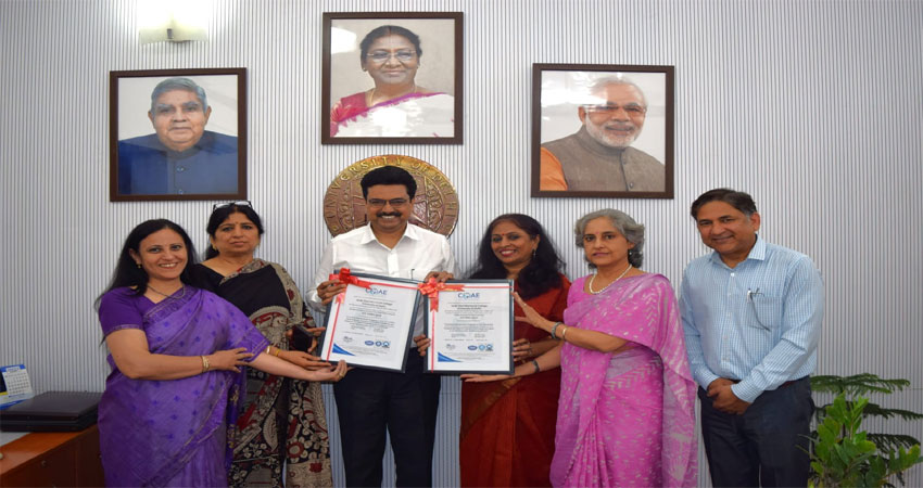 जानकी देवी मेमोरियल कॉलेज दिल्ली विश्वविद्यालय का प्रथम ISO प्रमाणित ...